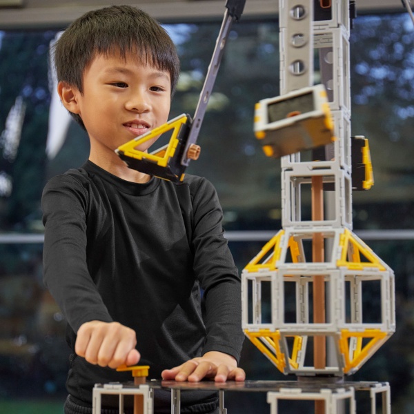 Polydron - Build Geometric 3D Construction Shapes in Primary Schools